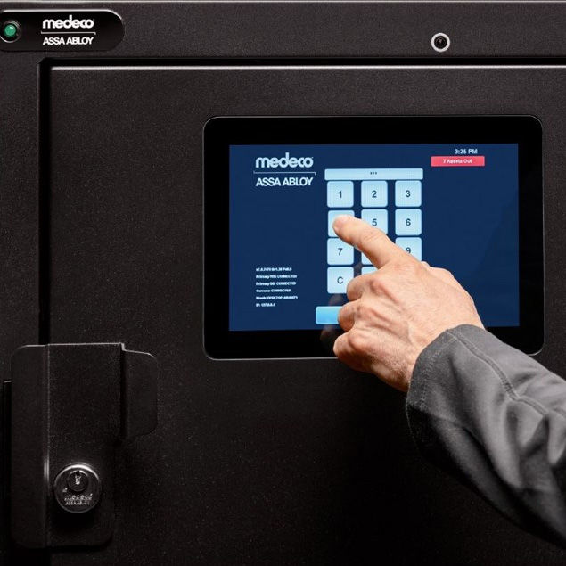 Curb To Core Retail Solutions | ASSA ABLOY DSS